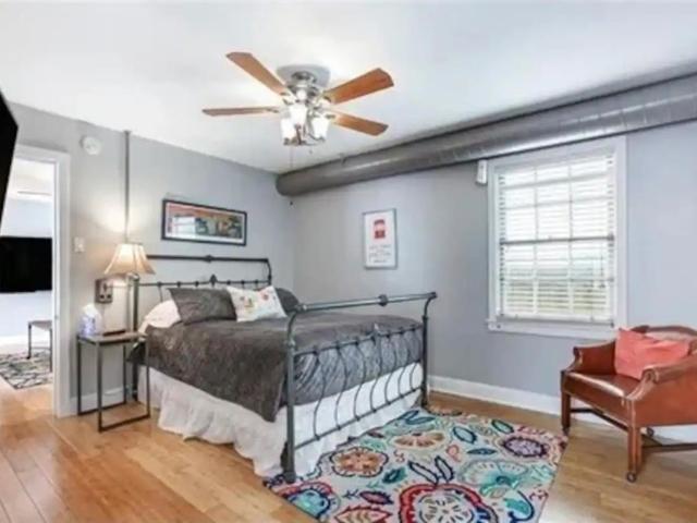 1323 Dauphine Street # 4