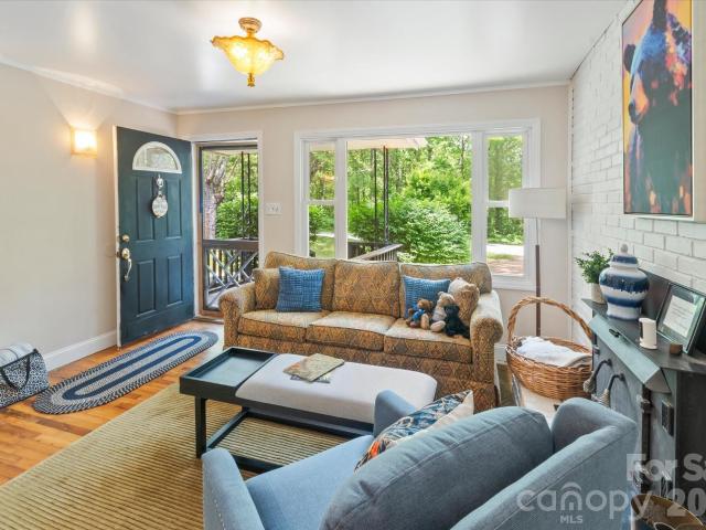 1323 Locust Grove Road