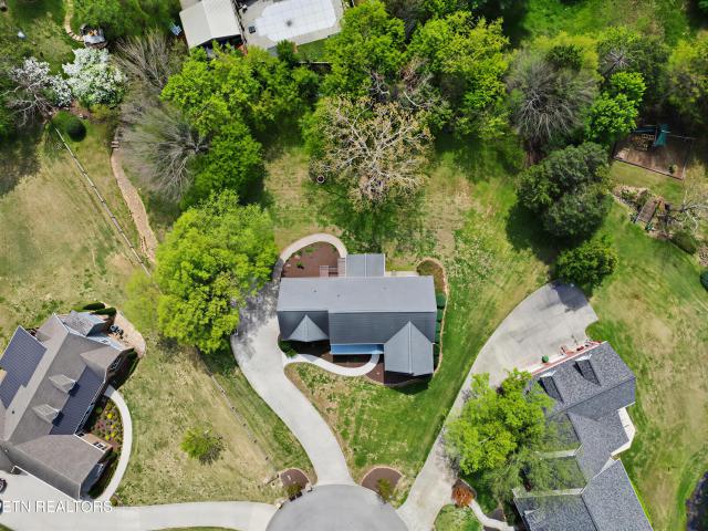 1323 Stonehenge Drive