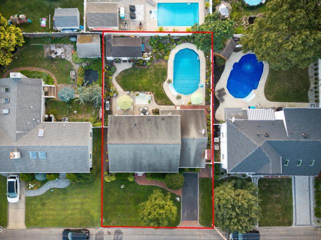 1323 Sunrise Avenue