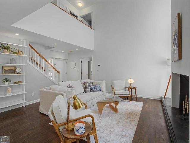1323 S Ponce De Leon Avenue NE