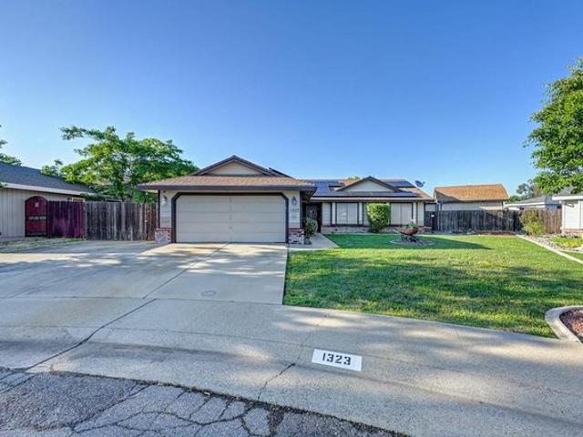1323 Silver Spur Cir, Lincoln, CA 95648