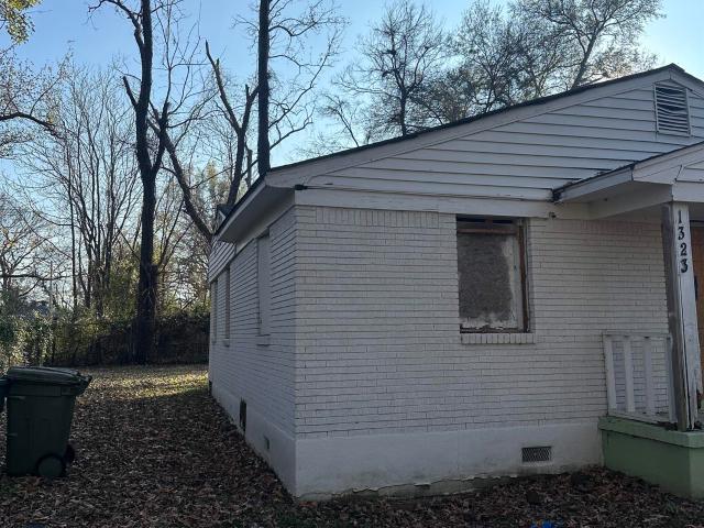 1323 smith ave