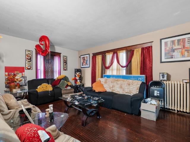 1323 17TH Street