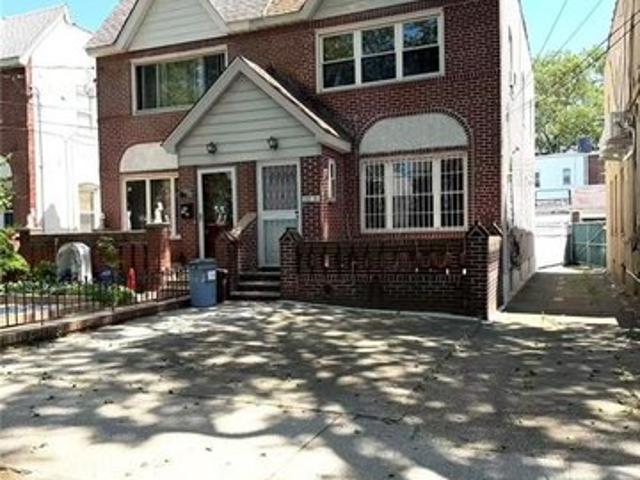 132 3 nd St, Ozone Park, NY 11417