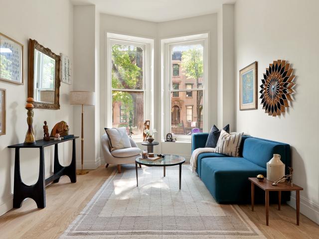 132 6TH Avenue 2