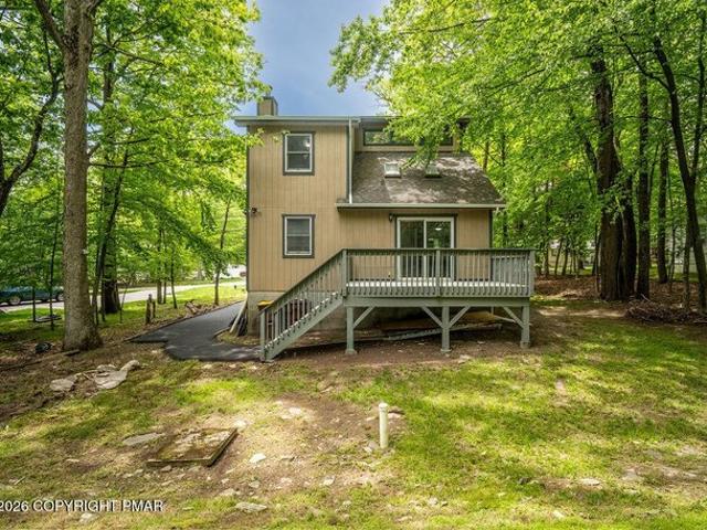132 Cottonwood Ct, Milford, PA 18337