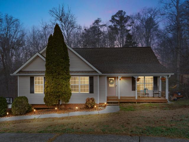 132 Covy Court NE
