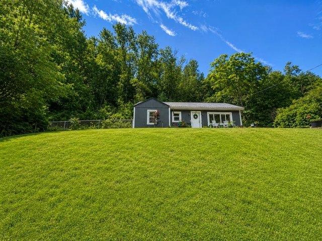 132 Combs Dr, Wittensville, KY 41274
