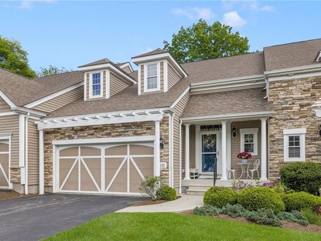 132 Camden Ct, South Kingstown, RI 02879