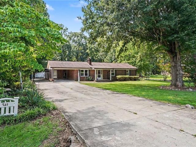 132 Cedarwood Drive