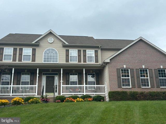 132 Chase Ct, Middletown, VA 22645