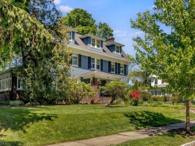 132 Christopher St