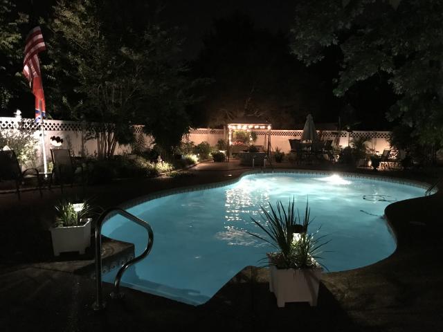 132 Clearlake Dr E