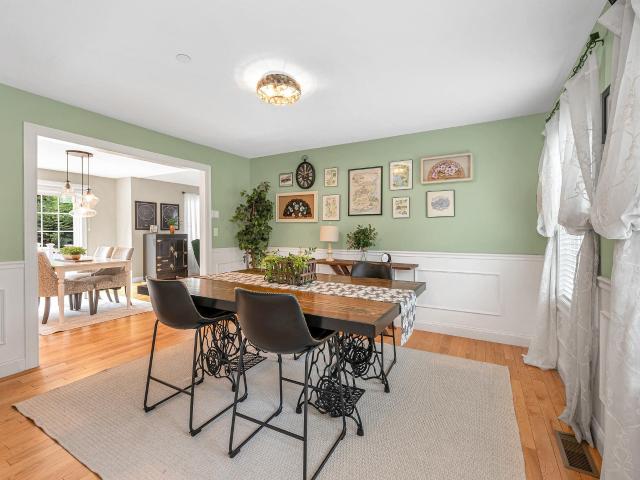 132 Clement Road
