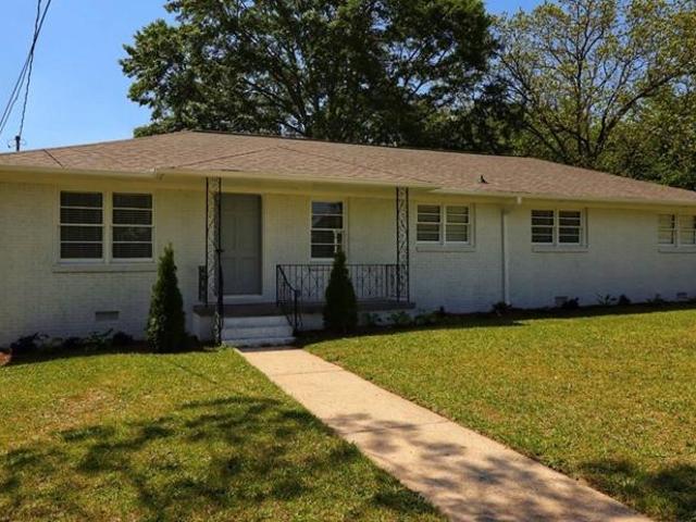 132 Clifford St, Loganville, GA 30052