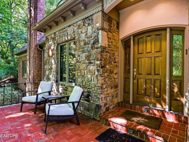 132 Amanda Drive