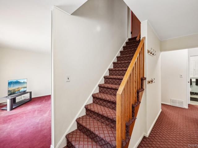 132 Albertson Parkway