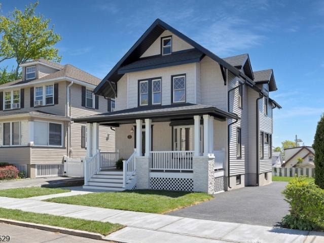 132 Argyle Pl
