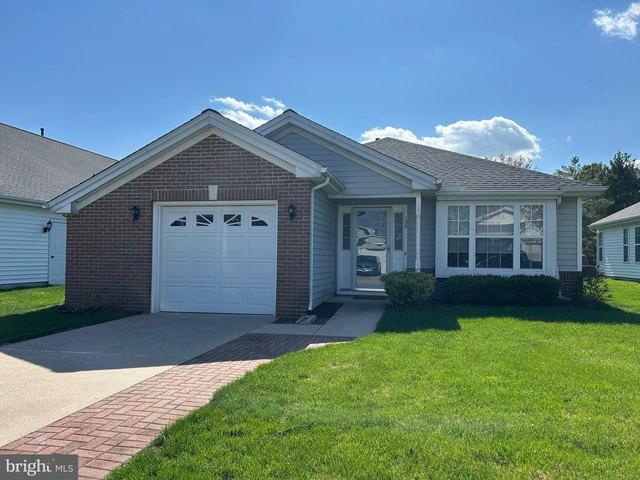 132 Avocet Ln, West Deptford, NJ 08086
