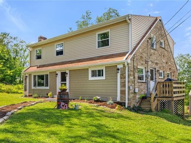 132 Bethlehem Church Rd, Aliquippa, PA 15001