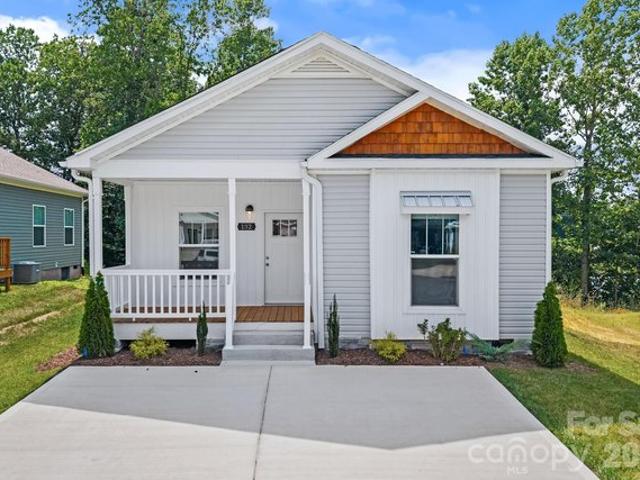 132 Bellamy Rd, Asheville, NC 28806