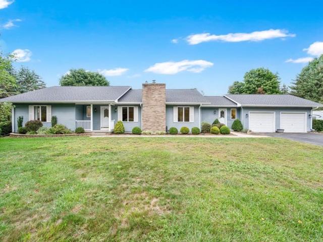 132 Broad Brook Rd, Enfield, CT 06082
