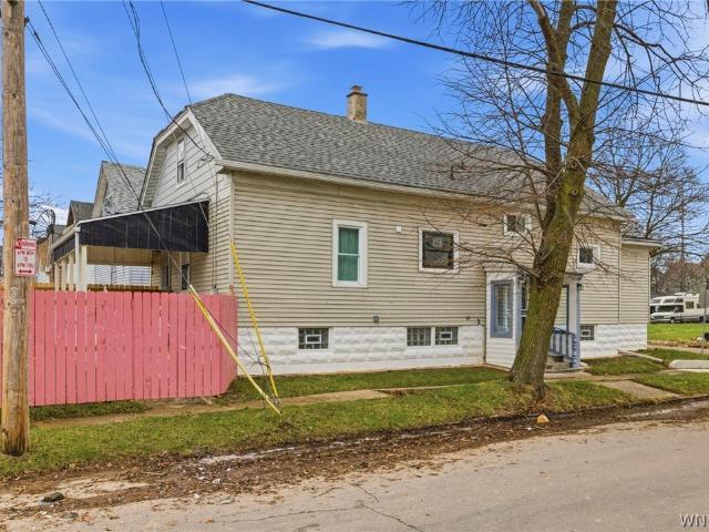 132 Goembel Avenue