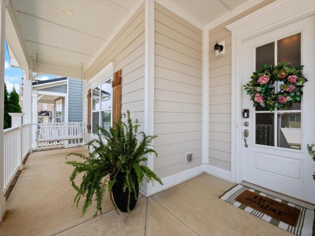 132 Daniel St