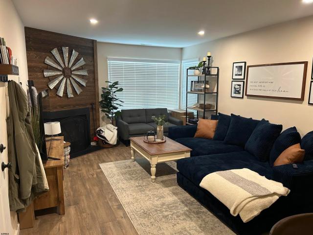 132 Driftwood Ct