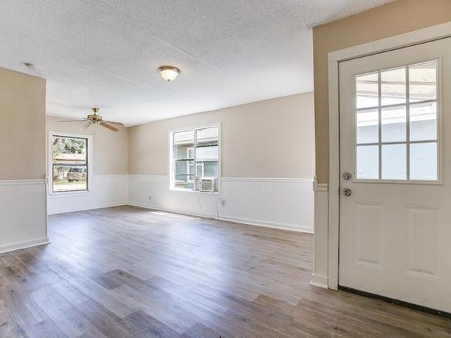132 E 11th St, San Angelo, TX 76903
