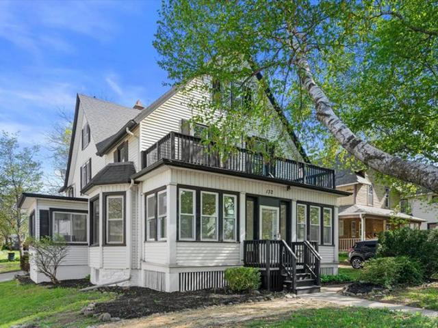 132 E Washington St, West Bend, WI 53095
