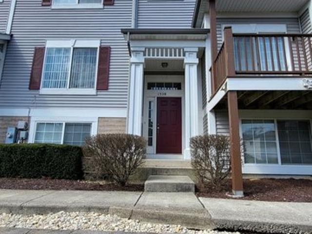 132 Enclave Cir Unit B, Bolingbrook, IL 60440