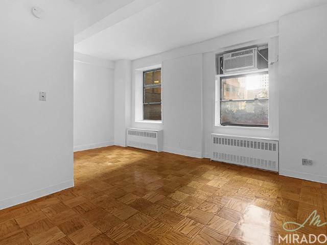 132 East 45th Street, New York, NY