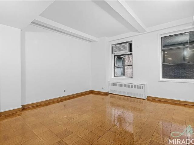 132 East 45th Street, New York, NY