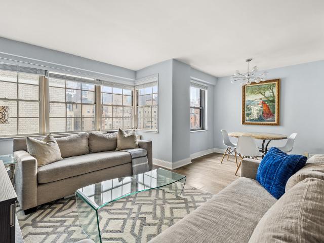 132 East 35th Street, New York, NY