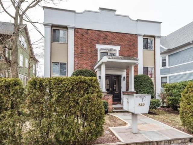132 Edwards St #1 B New Haven, CT 06511