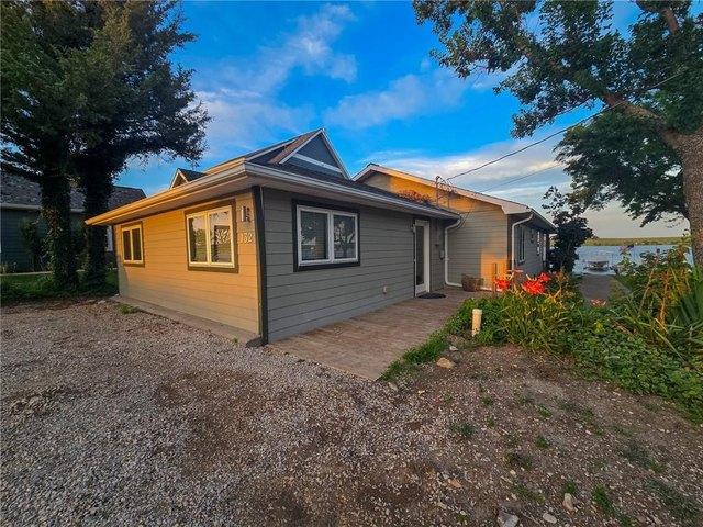 132 Kahola Rd, Council Grove, KS 66846
