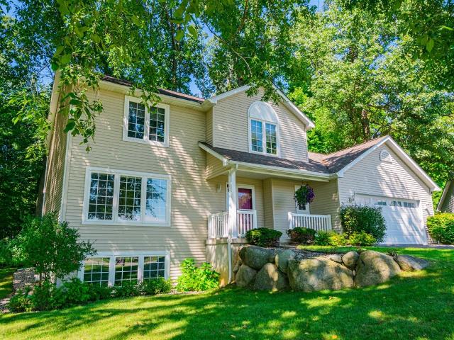 132 Kensington Court