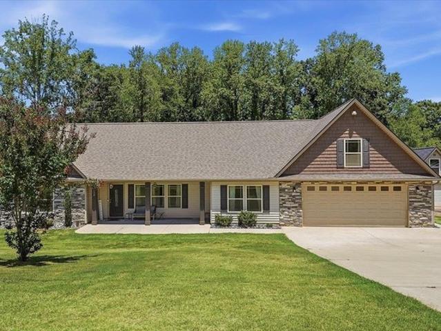 132 Holston Valley Cir, Inman, SC 29349
