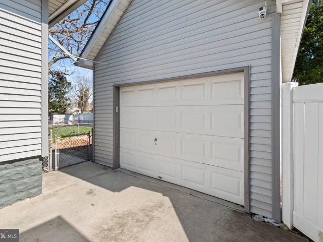 132 Hickman Avenue