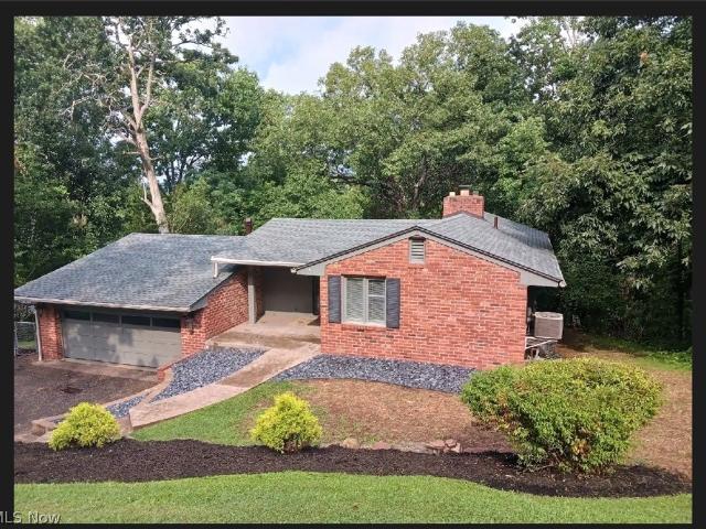 132 Hillcrest Drive