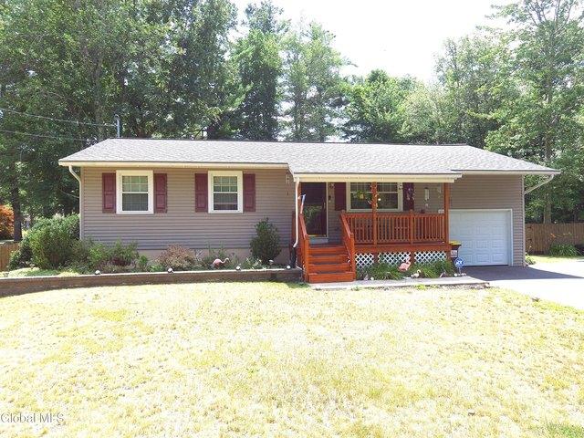 132 Hutchins Rd, Ballston Spa, NY 12020