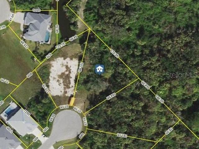 132 Hunter Rd, Rotonda West, FL 33947