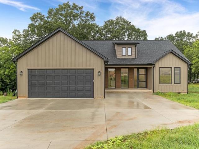 132 John Dodd Rd, Spartanburg, SC 29303
