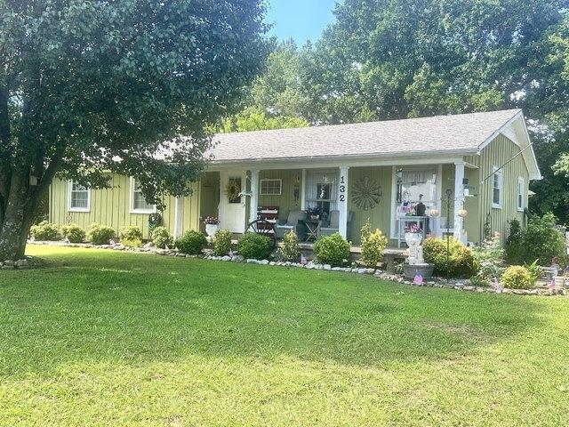 132 Jackson St, Lawrenceburg, TN 38464
