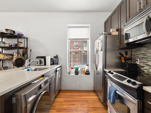 132 Jefferson St # 1