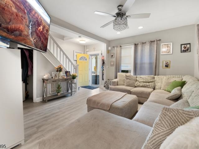 132 Jerome Pl