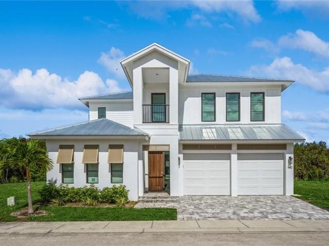 132 Ocean Estates Dr, Hutchinson Island, FL 34949