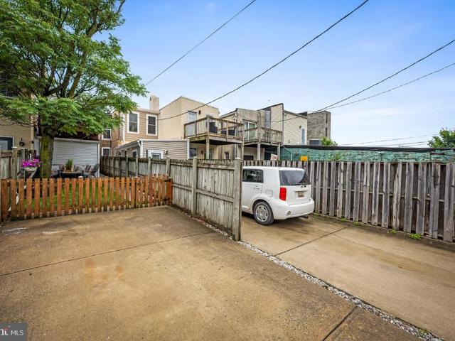 132 Ostend Street W